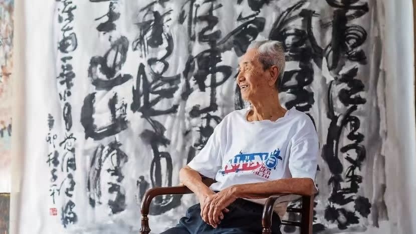 Singapore's oldest artist Lim Tze Peng dies aged 103 - CNA